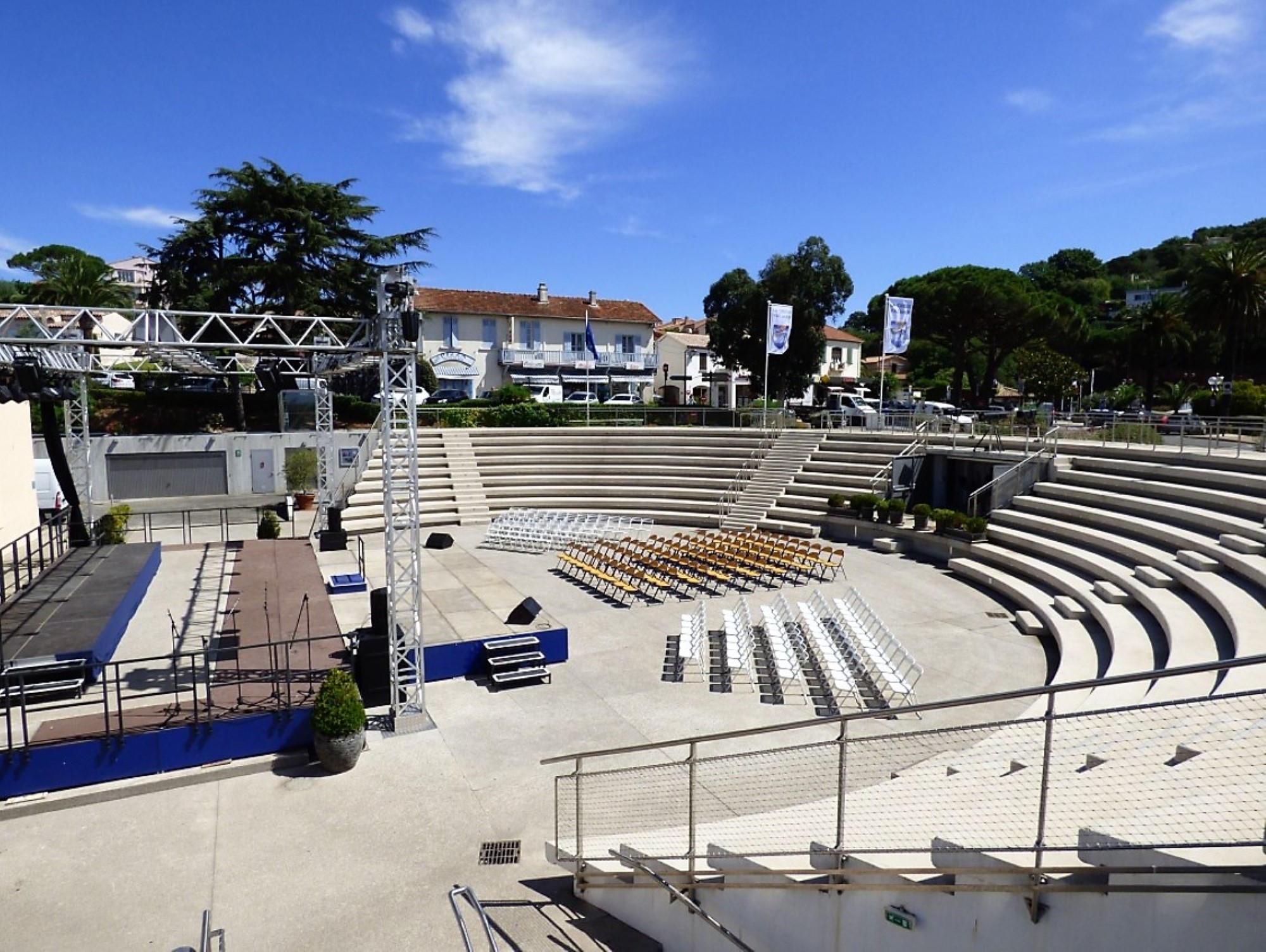 Backstage - La Croix-Valmer Tourisme